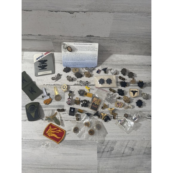 Art | United States Army Pins Other Various Pins Patches | Poshmark